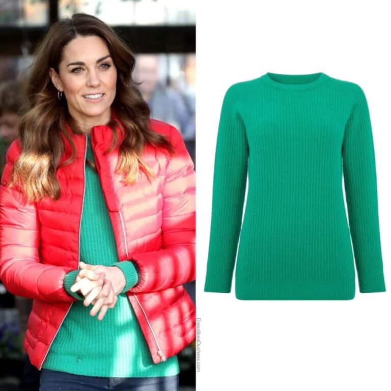 12 of Kate Middleton's Best Holiday Sweater Moments - Dress Like A Duchess