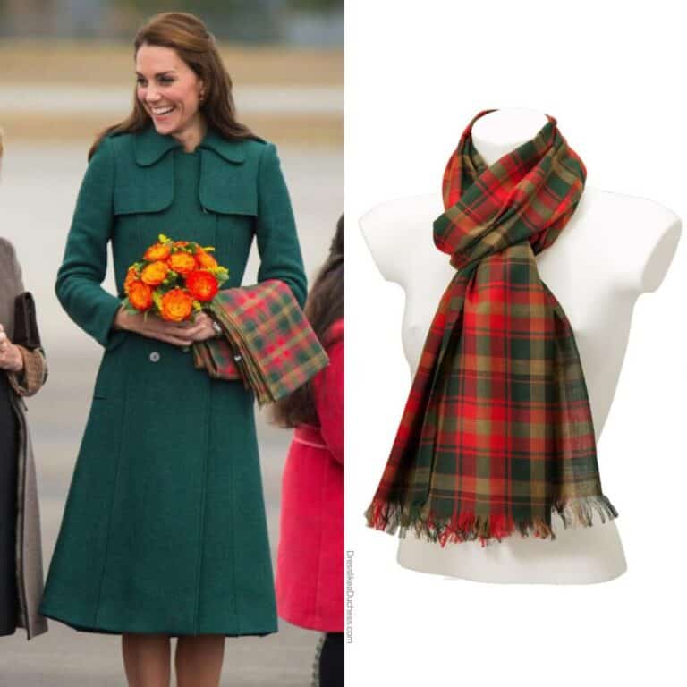 Kate Middleton's Favorite Holiday Scarf is Still Available - Dress Like ...