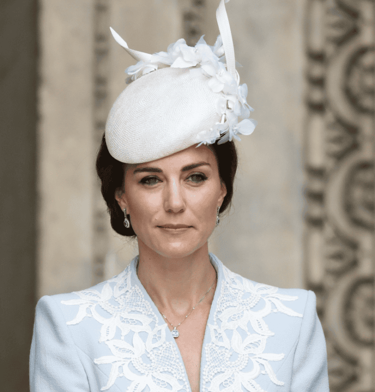 5 of Kate Middleton's Best Aquamarine Jewelry Moments - Dress Like A ...