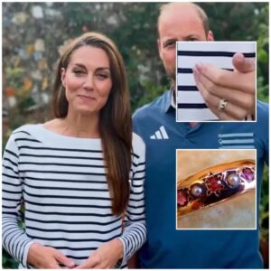 All the Details on Kate Middleton's Promise Ring - Dress Like A Duchess