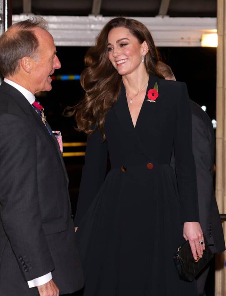 Kate Middleton Wears Catherine Walker at the Festival of Remembrance ...