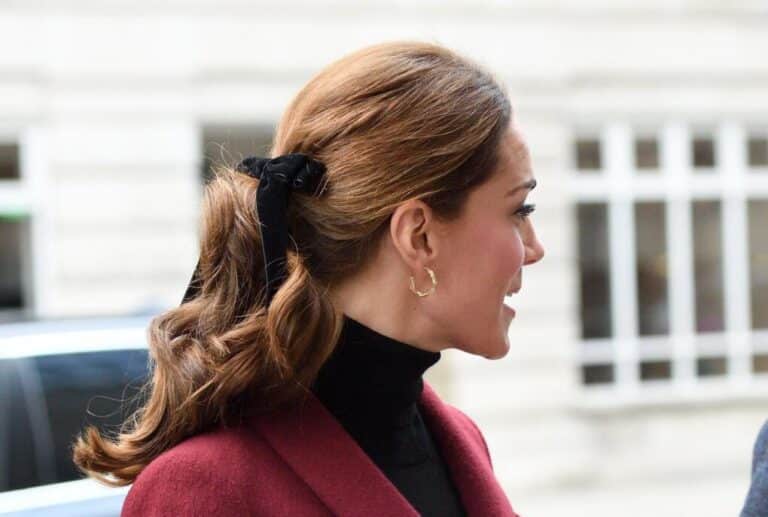 18 of Kate Middleton's Best Bow Fashion Moments - Dress Like A Duchess