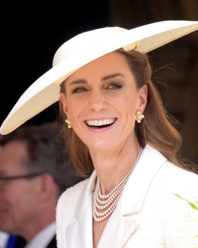 Kate Middleton's Glamorous Pearl Earrings are available at Nordstrom ...